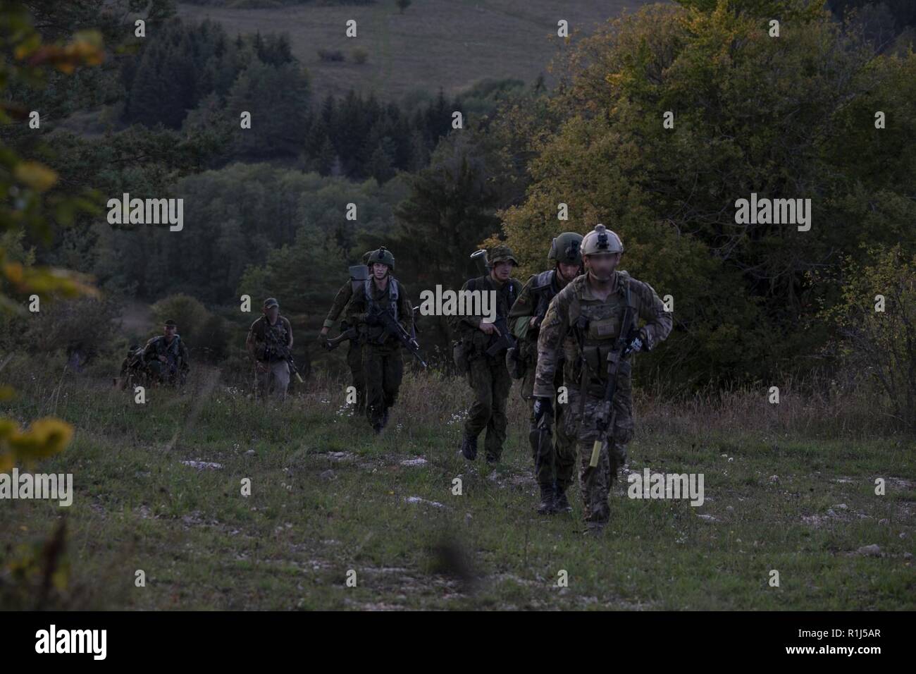 U.S. Army Special Forces Soldiers assigned to 20th Special Forces Group ...