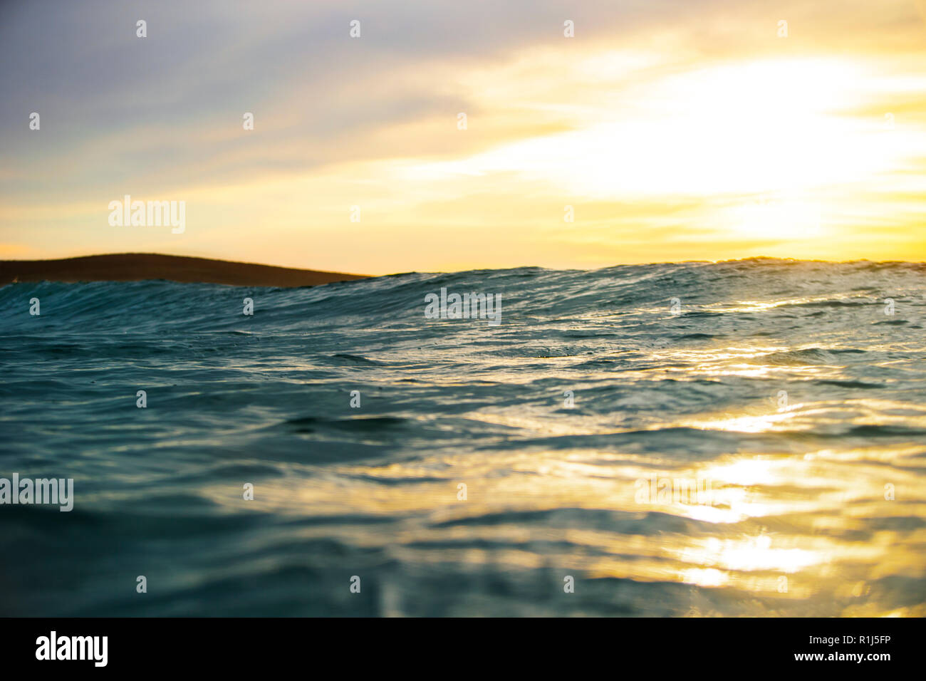Majestic ocean waves rolling hi-res stock photography and images - Alamy