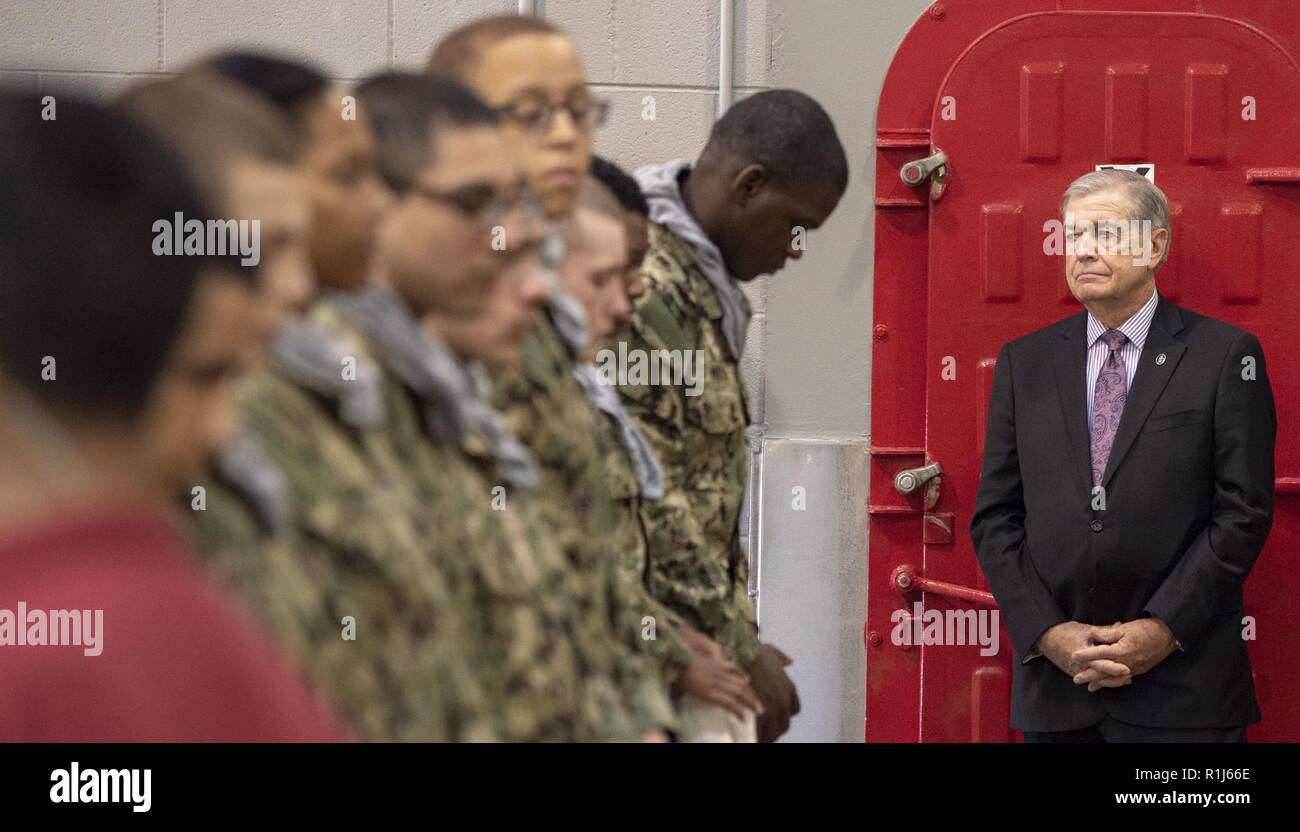 GREAT LAKES, Ill. (Oct. 4, 2018) Retired Master Chief Petty Officer of ...