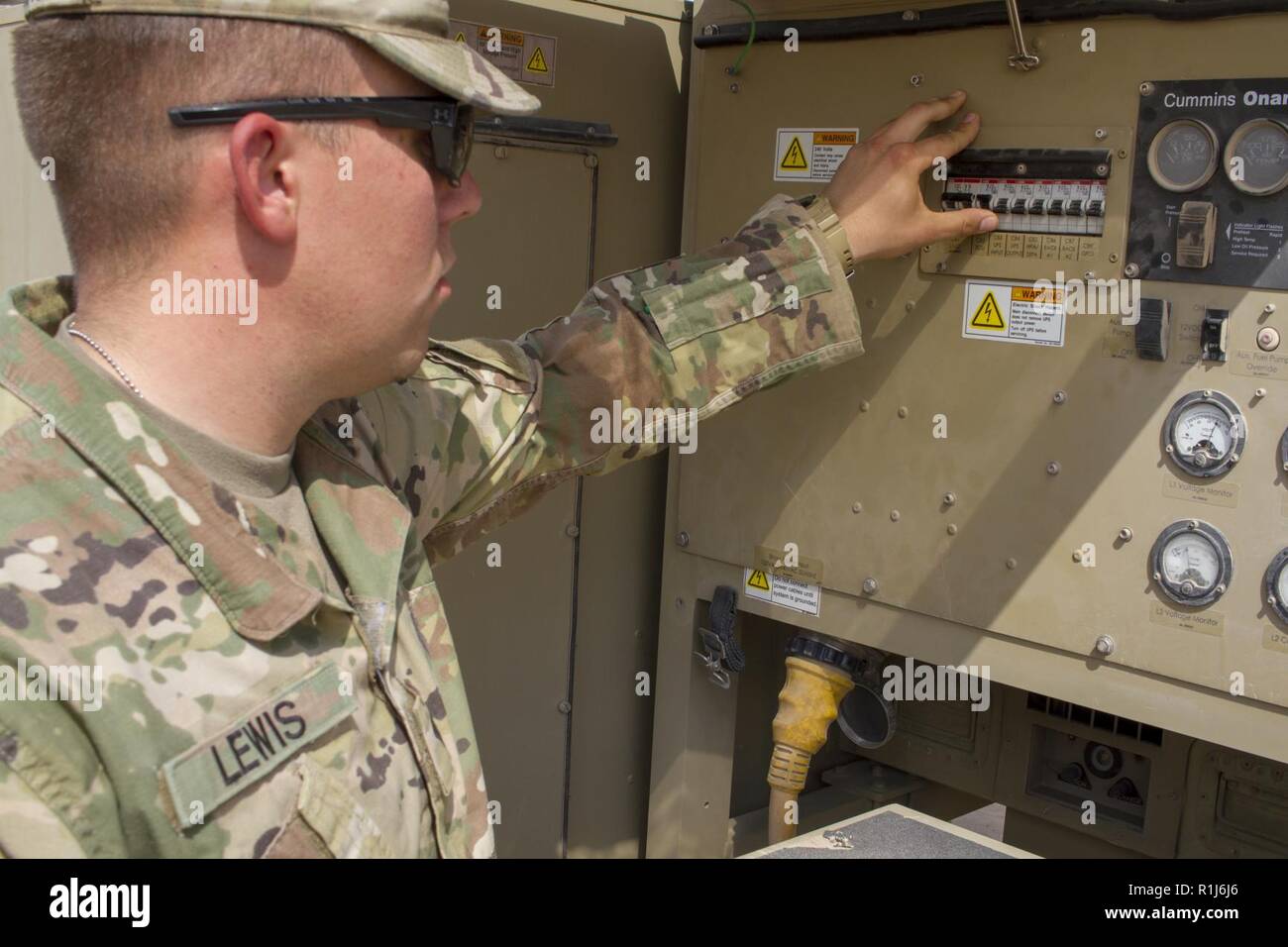 An tsc 185 hi-res stock photography and images - Alamy