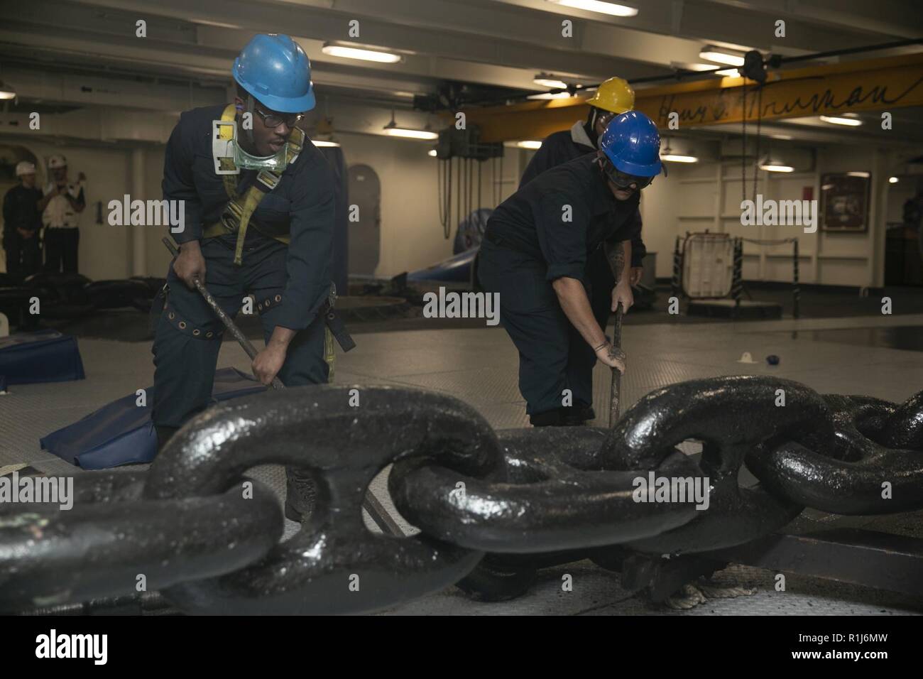 Focsle deck hi-res stock photography and images - Alamy