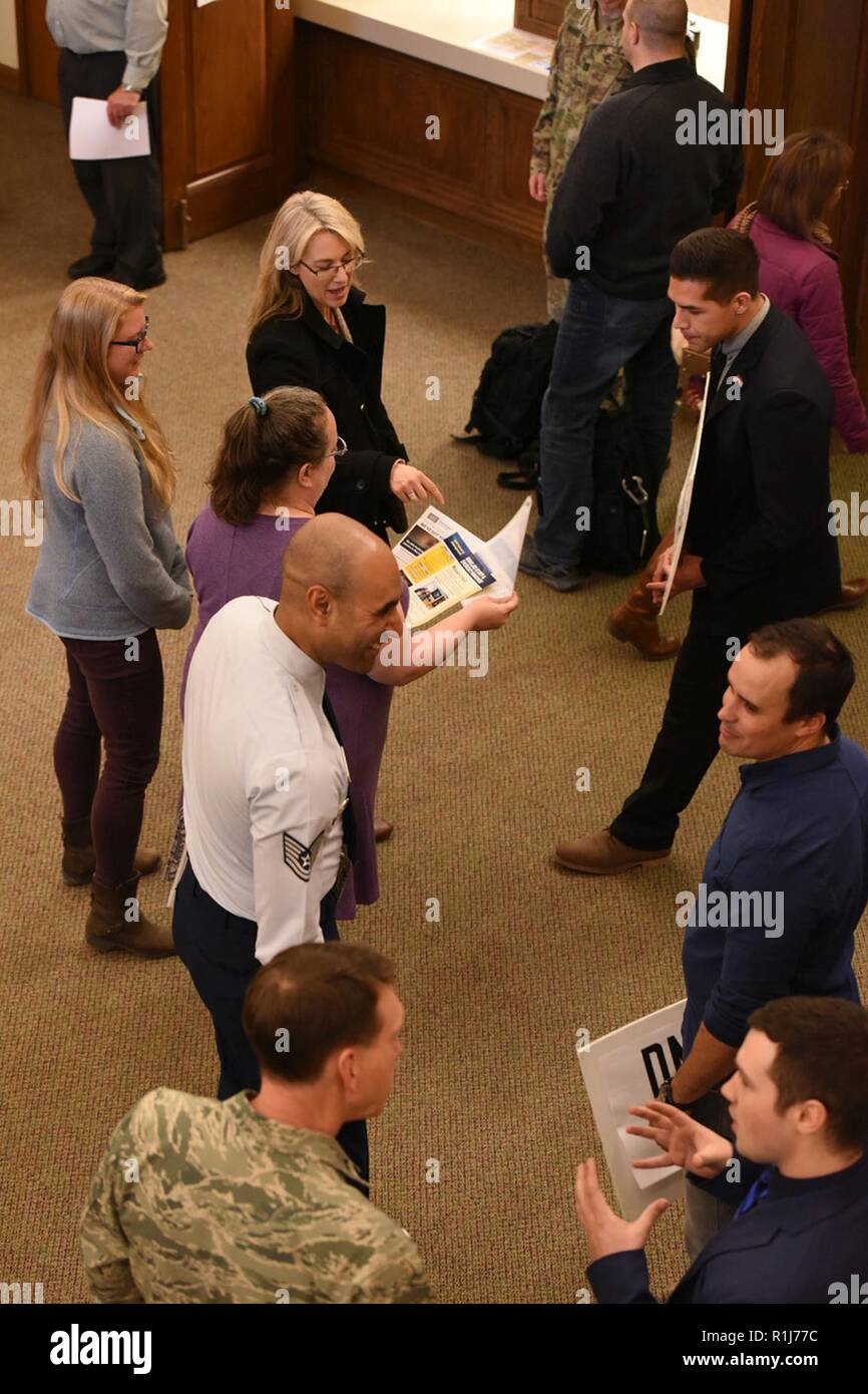 Uaf campus hi-res stock photography and images - Alamy