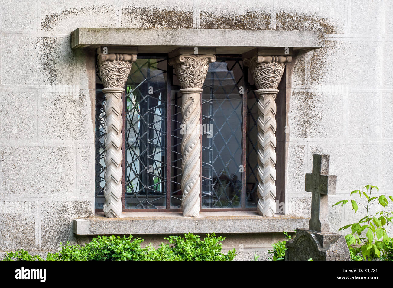 Old window and cross in a cemetery Stock Photo - Alamy