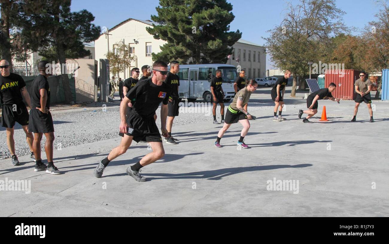 236th military police company hi-res stock photography and images - Alamy