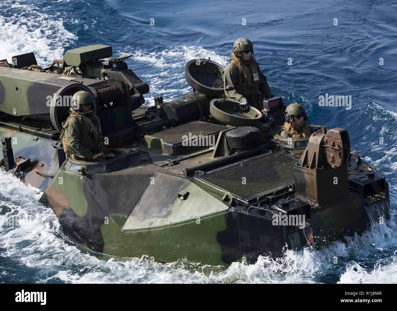 PHILIPPINE SEA (Oct. 09, 2018) Marines, attached to the 31st Marine ...