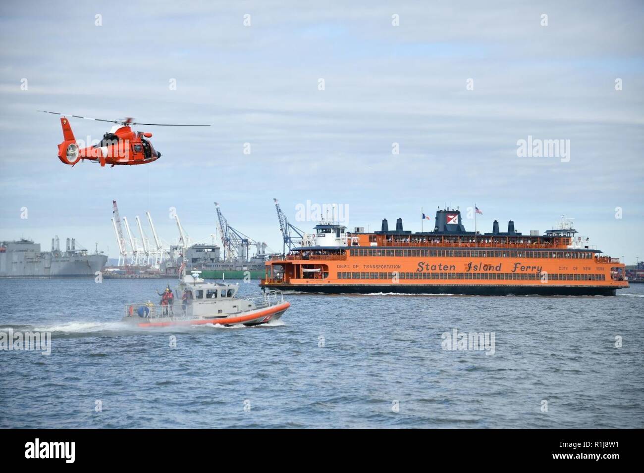 Staten island coast guard station hi-res stock photography and images ...
