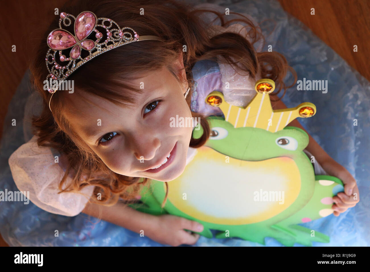 Pretend princess hi-res stock photography and images - Alamy