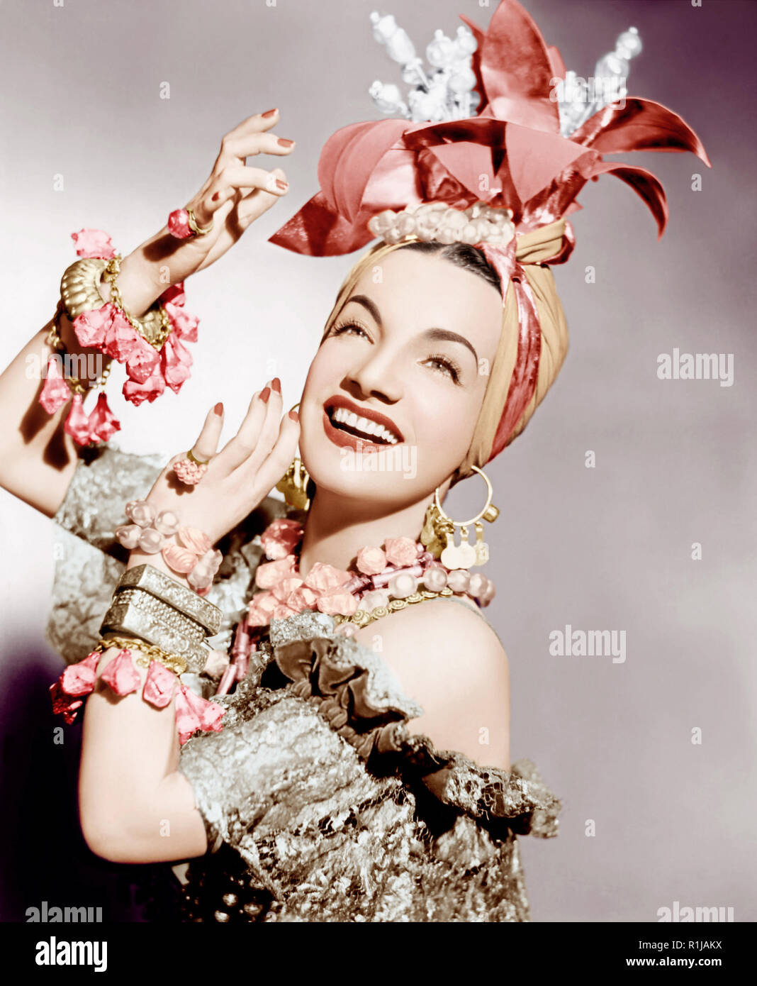 Brazilian samba singer hi-res stock photography and images - Alamy