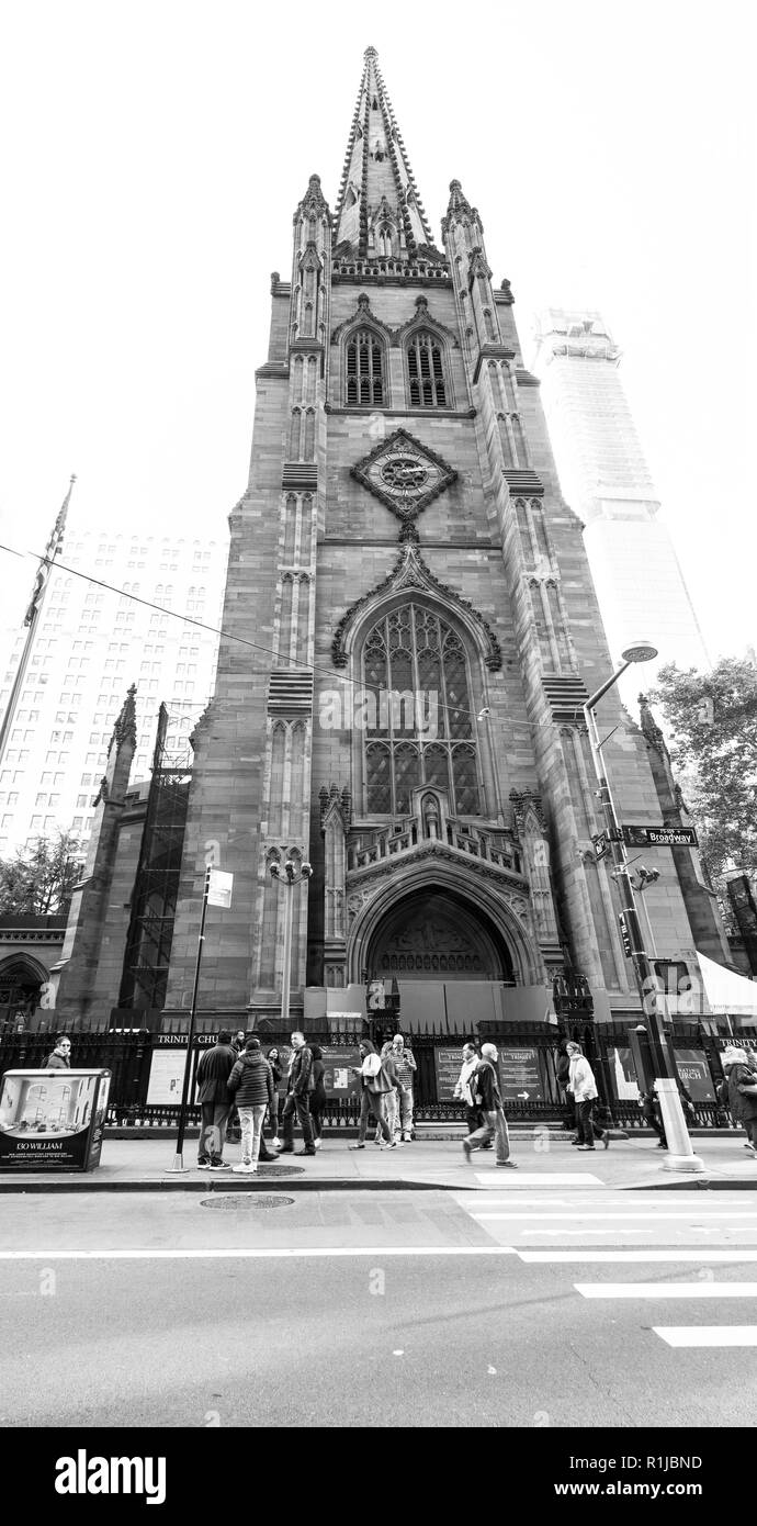 Trinity church new york city hi-res stock photography and images - Alamy
