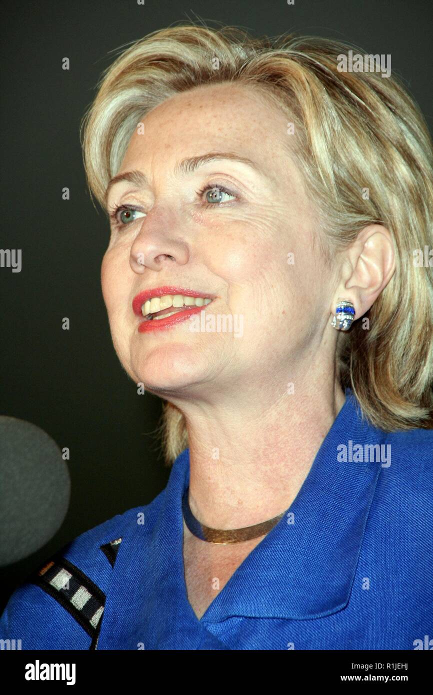 Hillary rodham clinton 2007 hi-res stock photography and images - Alamy