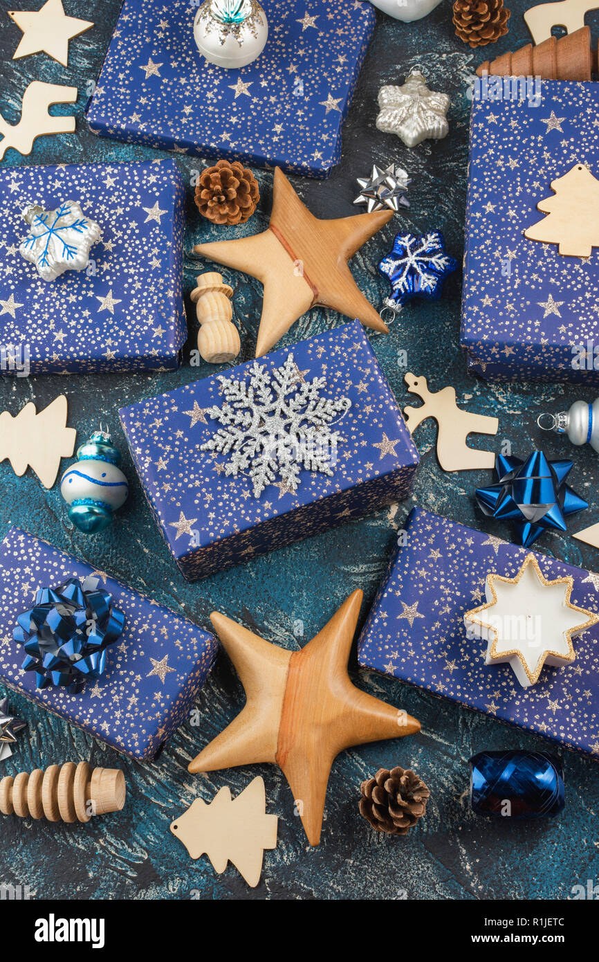 Blue wrapping hi-res stock photography and images - Alamy