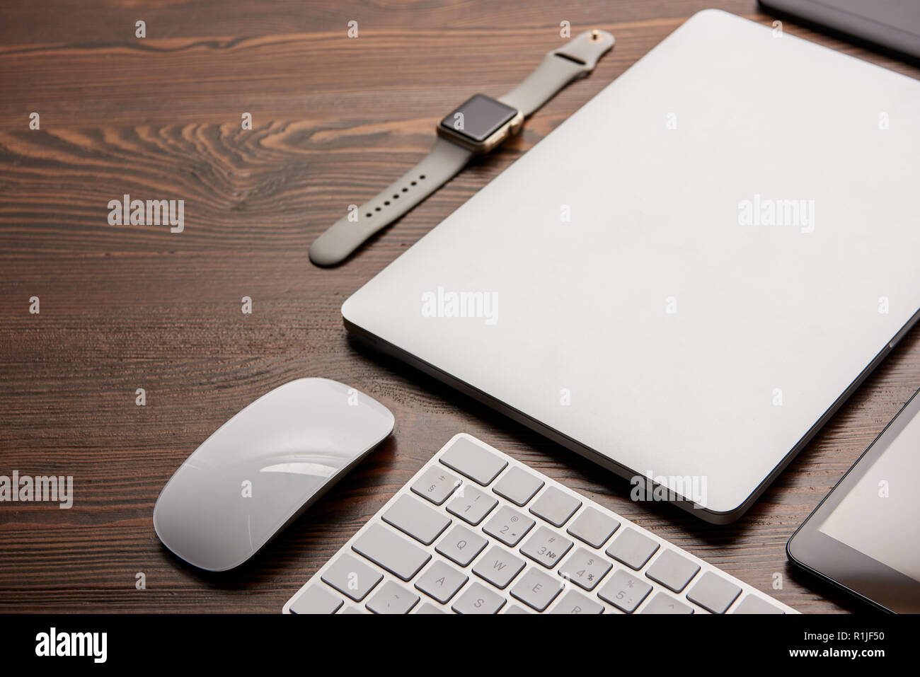 Digital devices work hi-res stock photography and images - Alamy