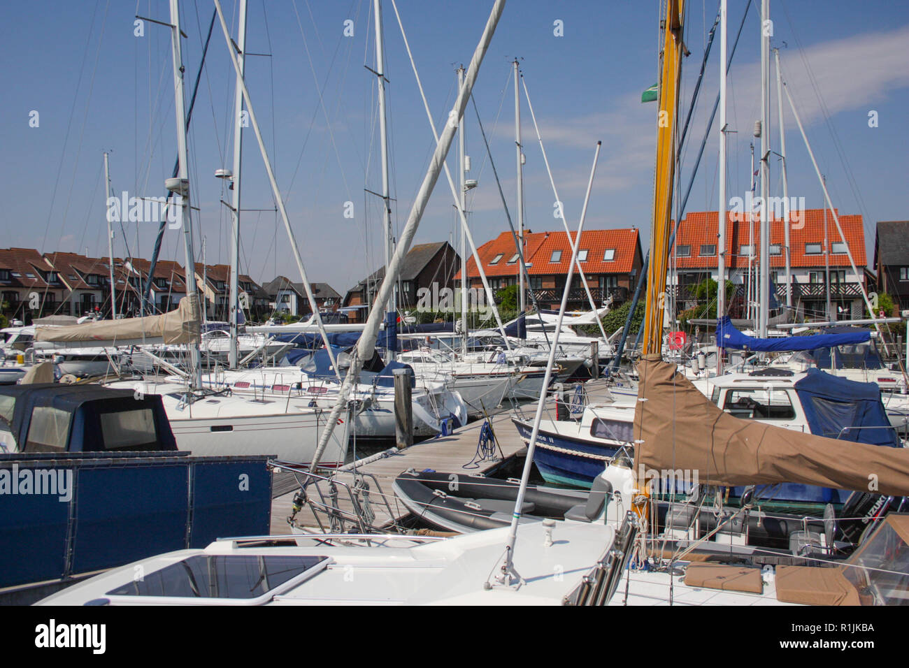 Hythe marina hi-res stock photography and images - Alamy