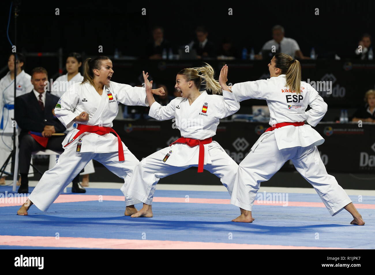 Kata team hi-res stock photography and images - Alamy