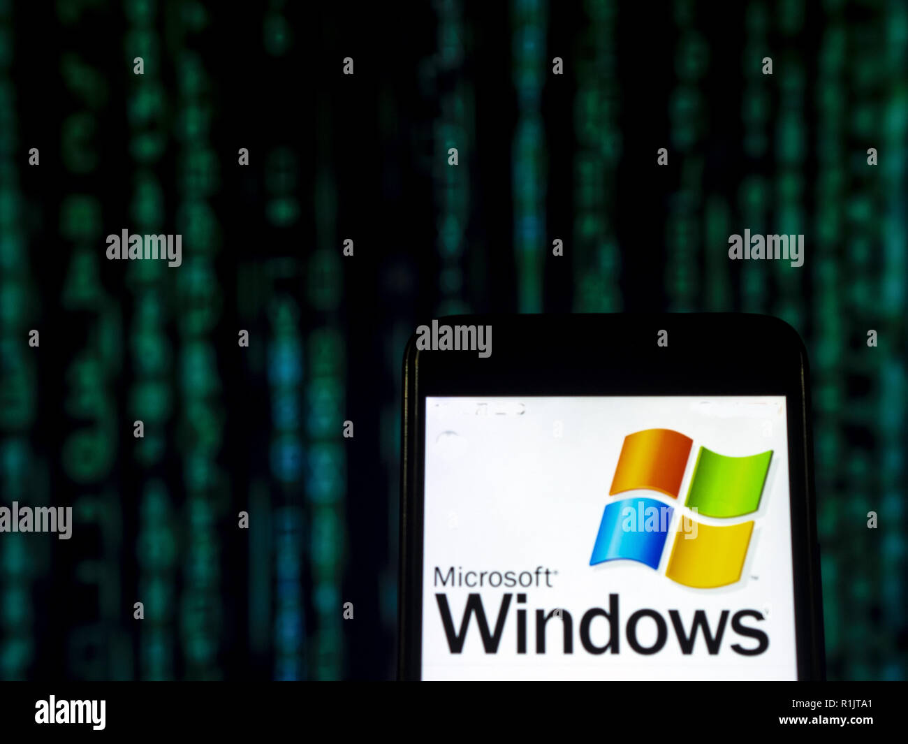 Operating system logo hi-res stock photography and images - Alamy
