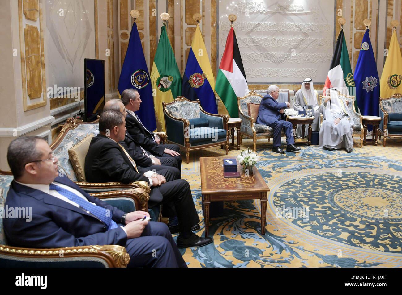 Kuwait, Kuwait, Kuwait. 13th Nov, 2018. Palestinian President Mahmoud ...
