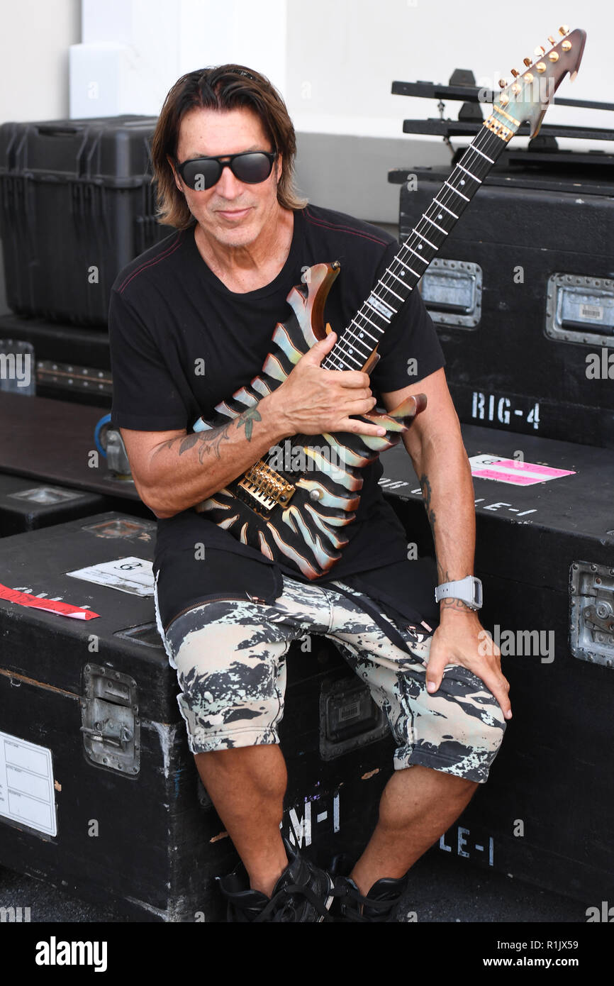 George Lynch High Resolution Stock Photography and Images - Alamy