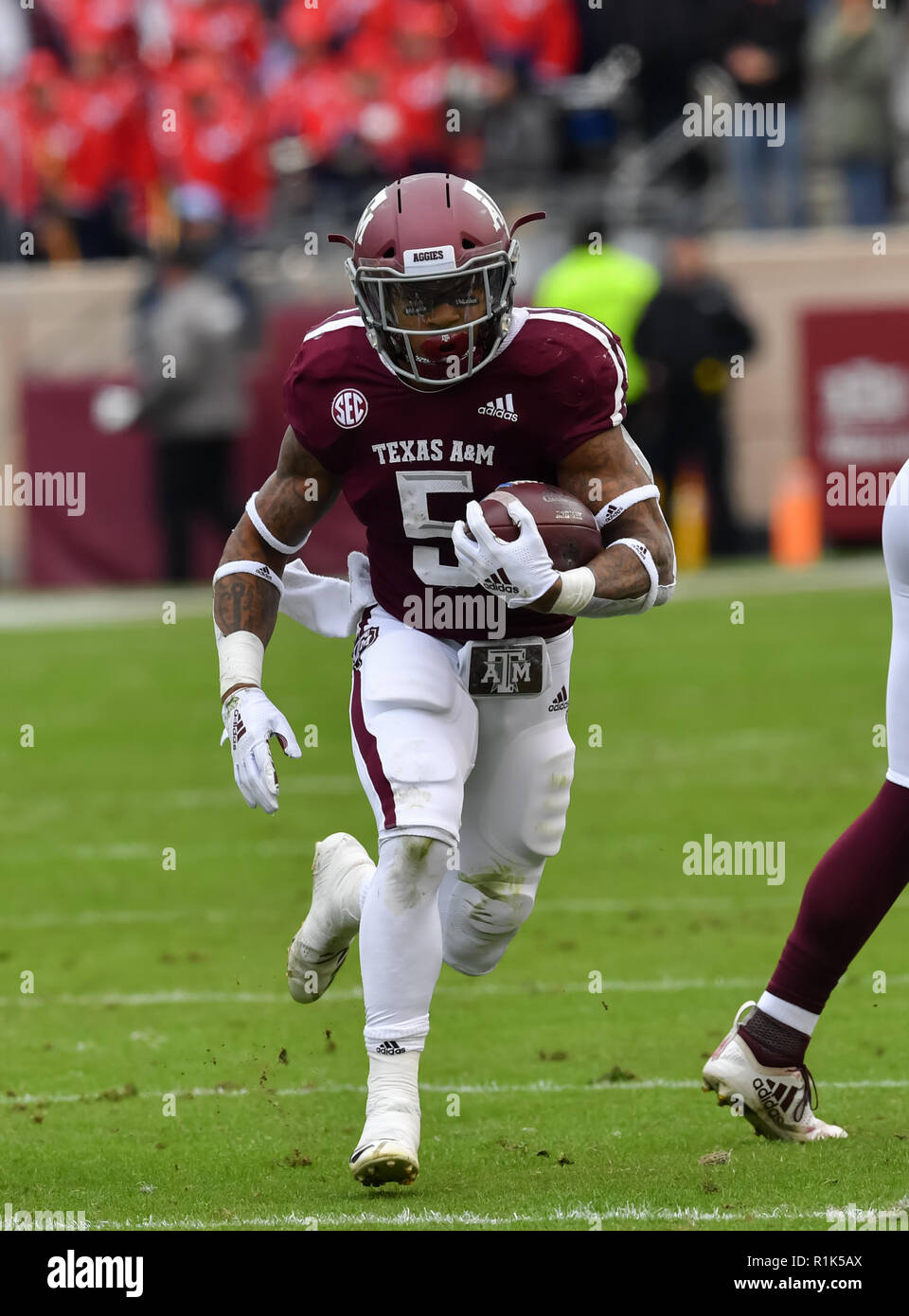 College Station, TX, USA. 10th Nov, 2018. Texas A&M running back ...