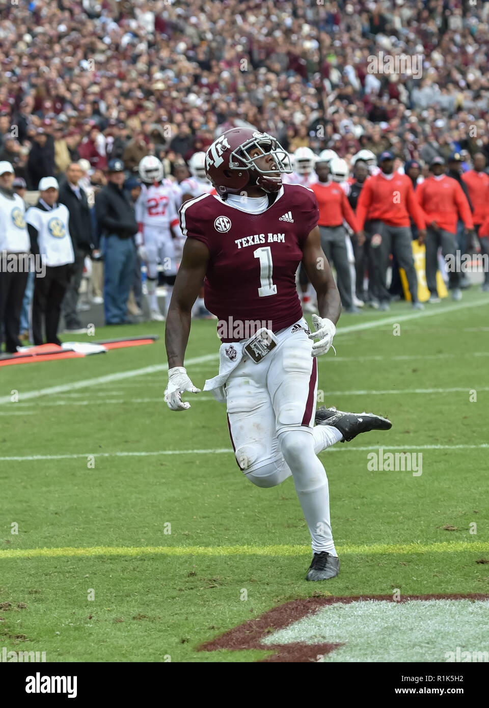 College Station, TX, USA. 10th Nov, 2018. Texas A&M receiver, Quartney ...