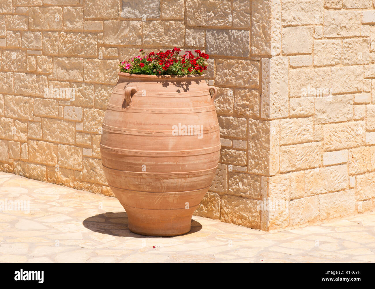 Traditional terracotta vase in Crete island Greece Stock Photo - Alamy