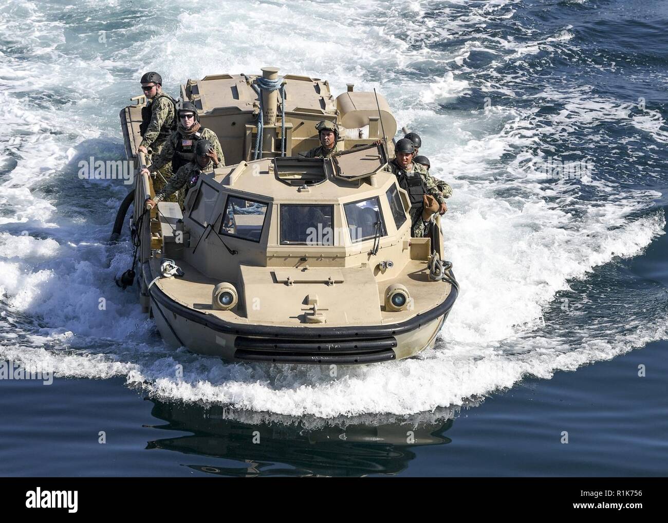 EASTERN PACIFIC OCEAN (Oct. 9, 2018) Sailors assigned to Beachmaster ...