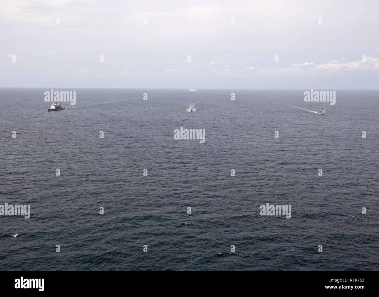 EAST CHINA SEA (Oct. 9, 2018) The Ticonderoga-class guided-missile ...