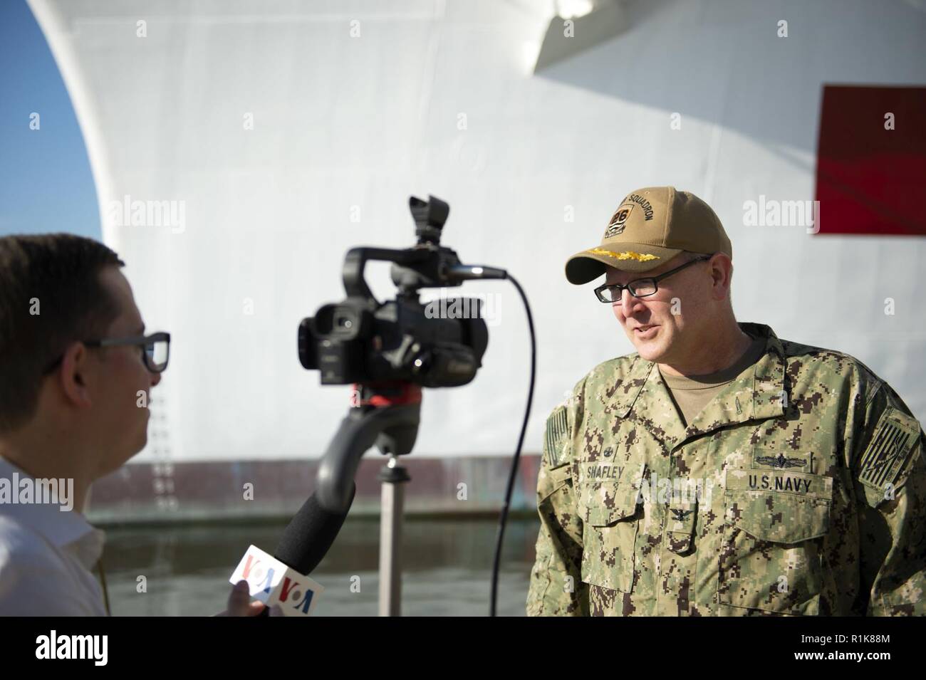 (October 9, 2018) NORFOLK - Capt. William Shafley, commodore, Task ...