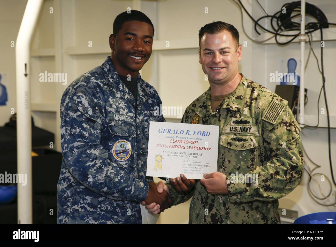 NEWPORT NEWS, Va. (Oct. 5, 2018) Aviation Boatswain's Mate (Handling ...
