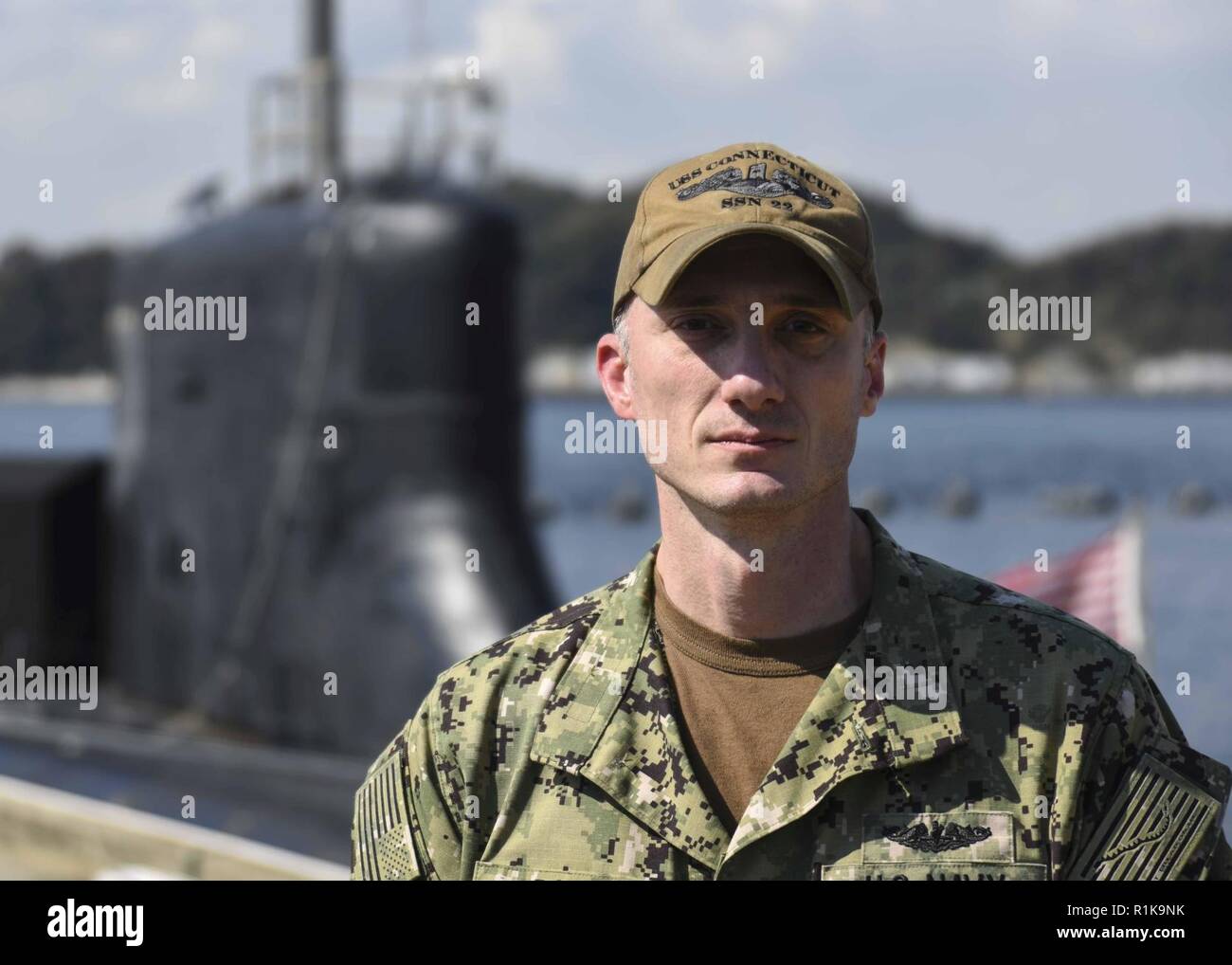 YOKOSUKA, Japan (October 10, 2018) Chief Electronics Technician (Radio ...