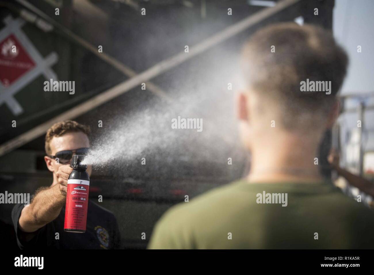 Uss grayson hi-res stock photography and images - Alamy