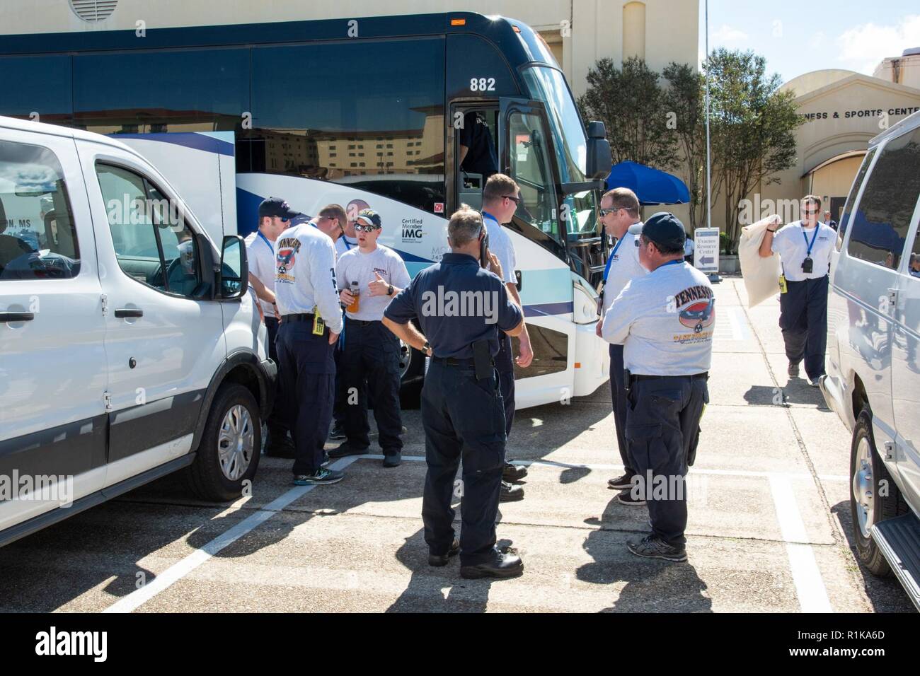 Fema urban search rescue teams hi-res stock photography and images - Alamy