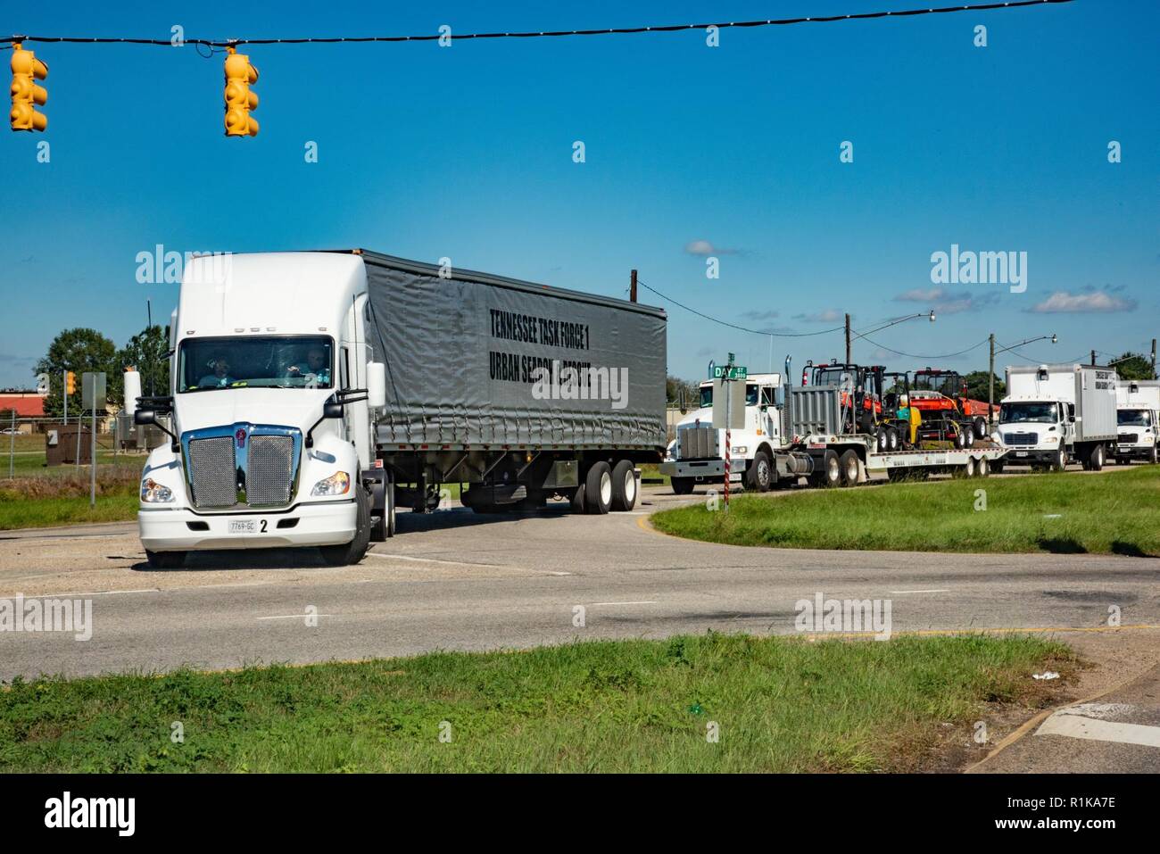 Fema urban search rescue teams hi-res stock photography and images - Alamy