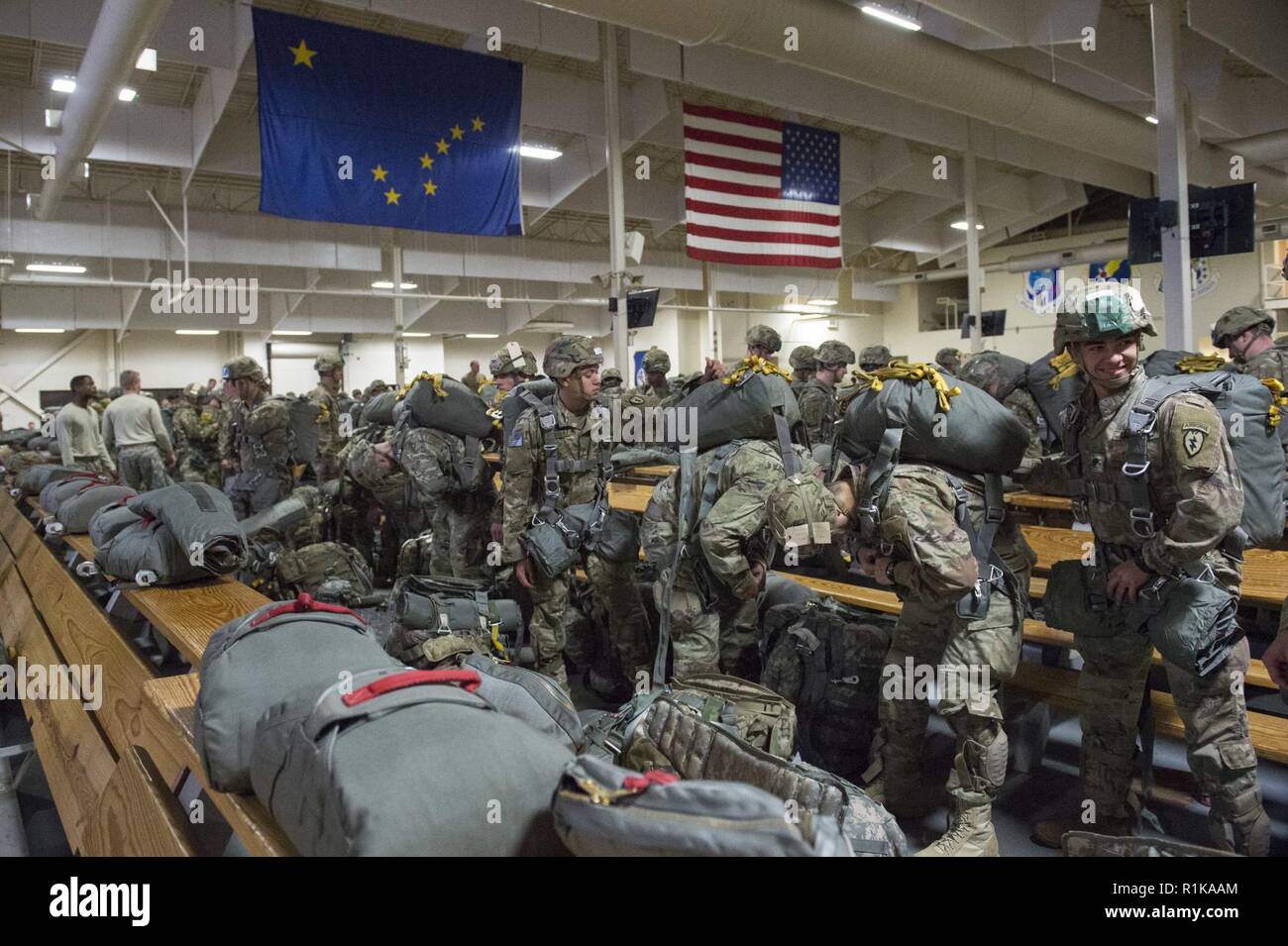 Army paratroopers with the 4th Infantry Brigade Combat Team (Airborne ...