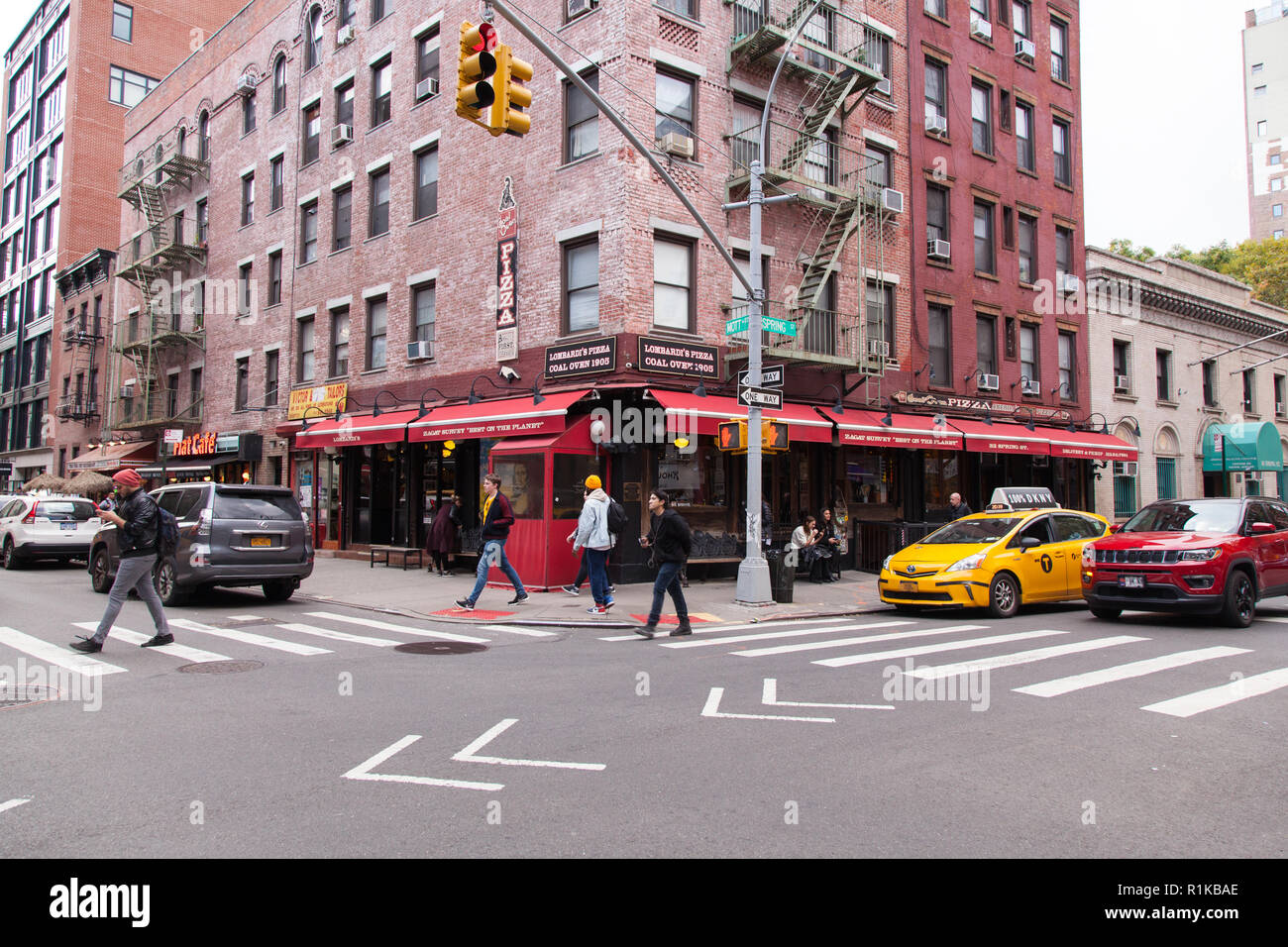 Lombardi's pizzeria a Landmark NoLita restaurant serving coal-fired ...