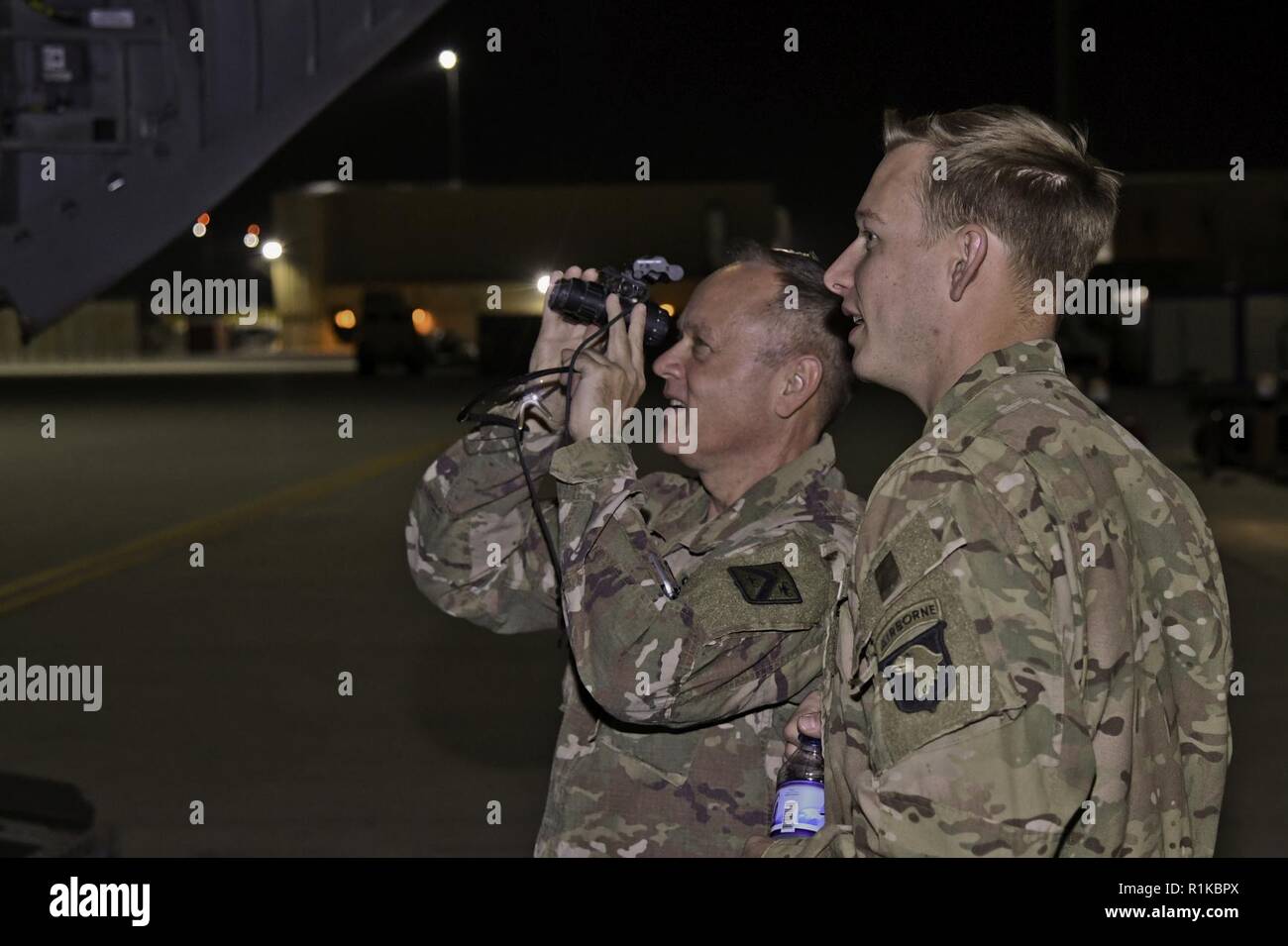 U.S. Army Soldiers assigned to Task Force Shadow conduct an Aviation ...