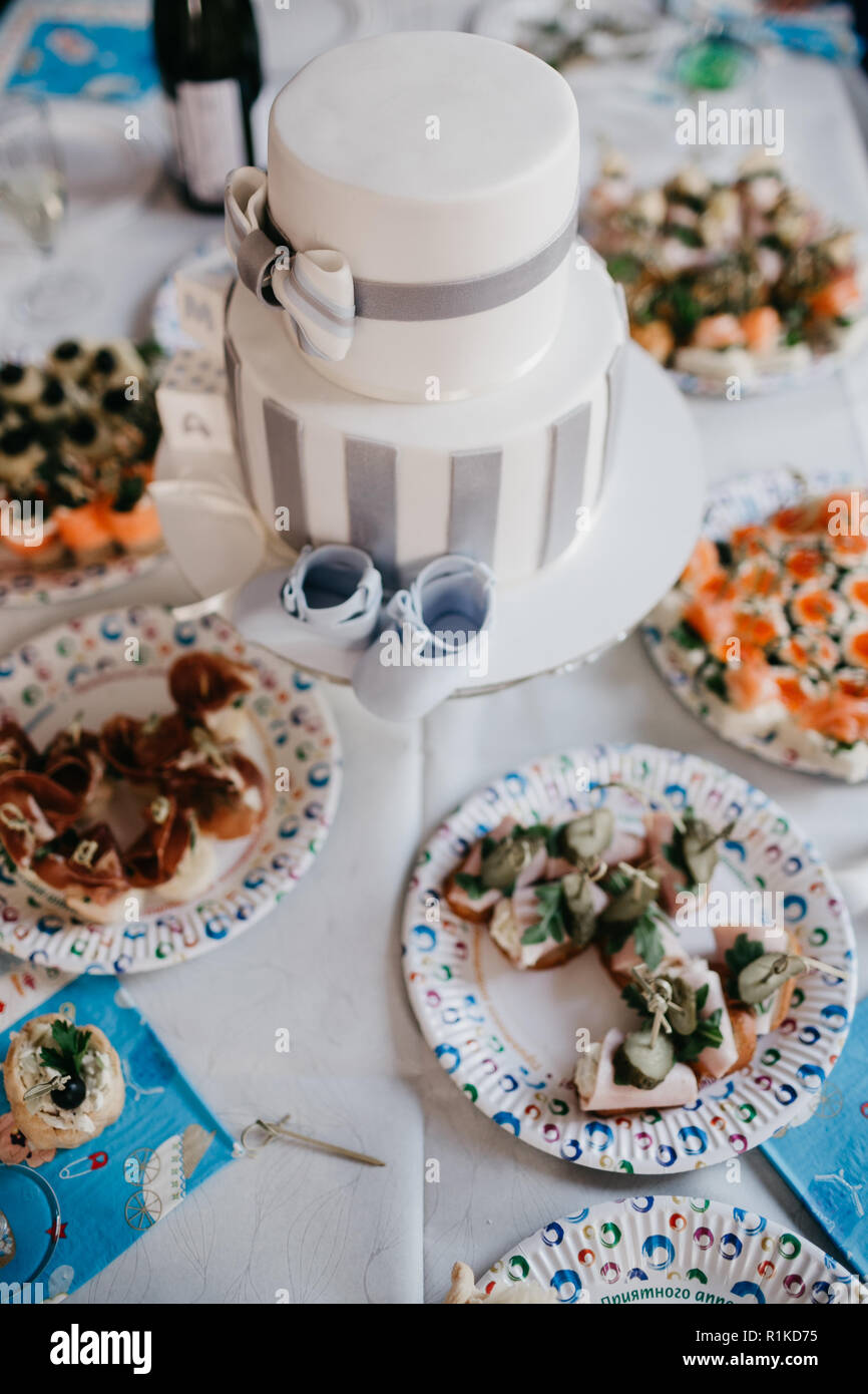 Beautiful birthday cake handmade in natural light catering for child ...