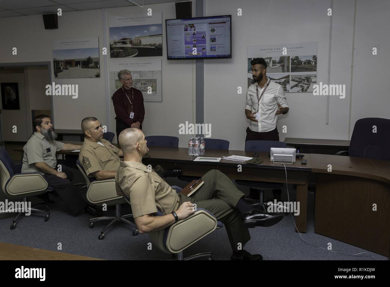 U s marine corps sgt sergio hi-res stock photography and images - Alamy