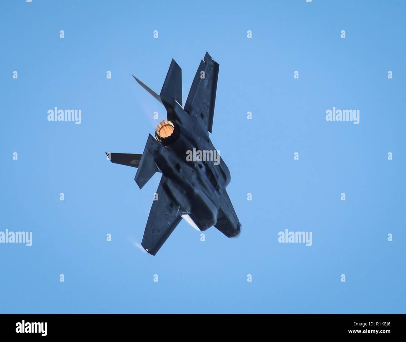 NORTH ATLANTIC OCEAN (Oct. 6, 2018) An F-35B Lightning II assigned to ...
