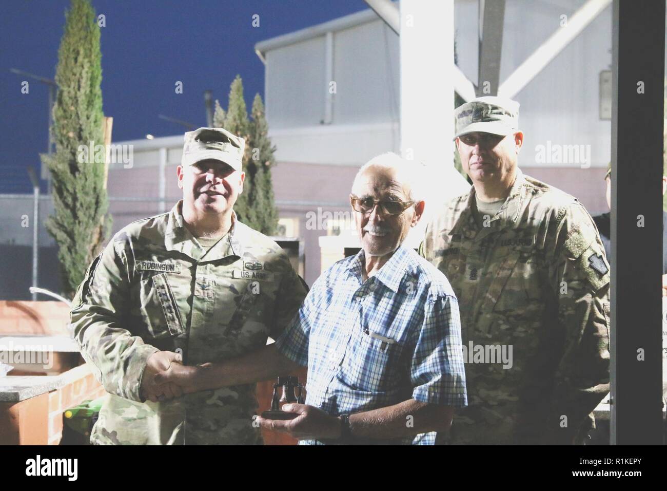 Linguist command center hi-res stock photography and images - Alamy