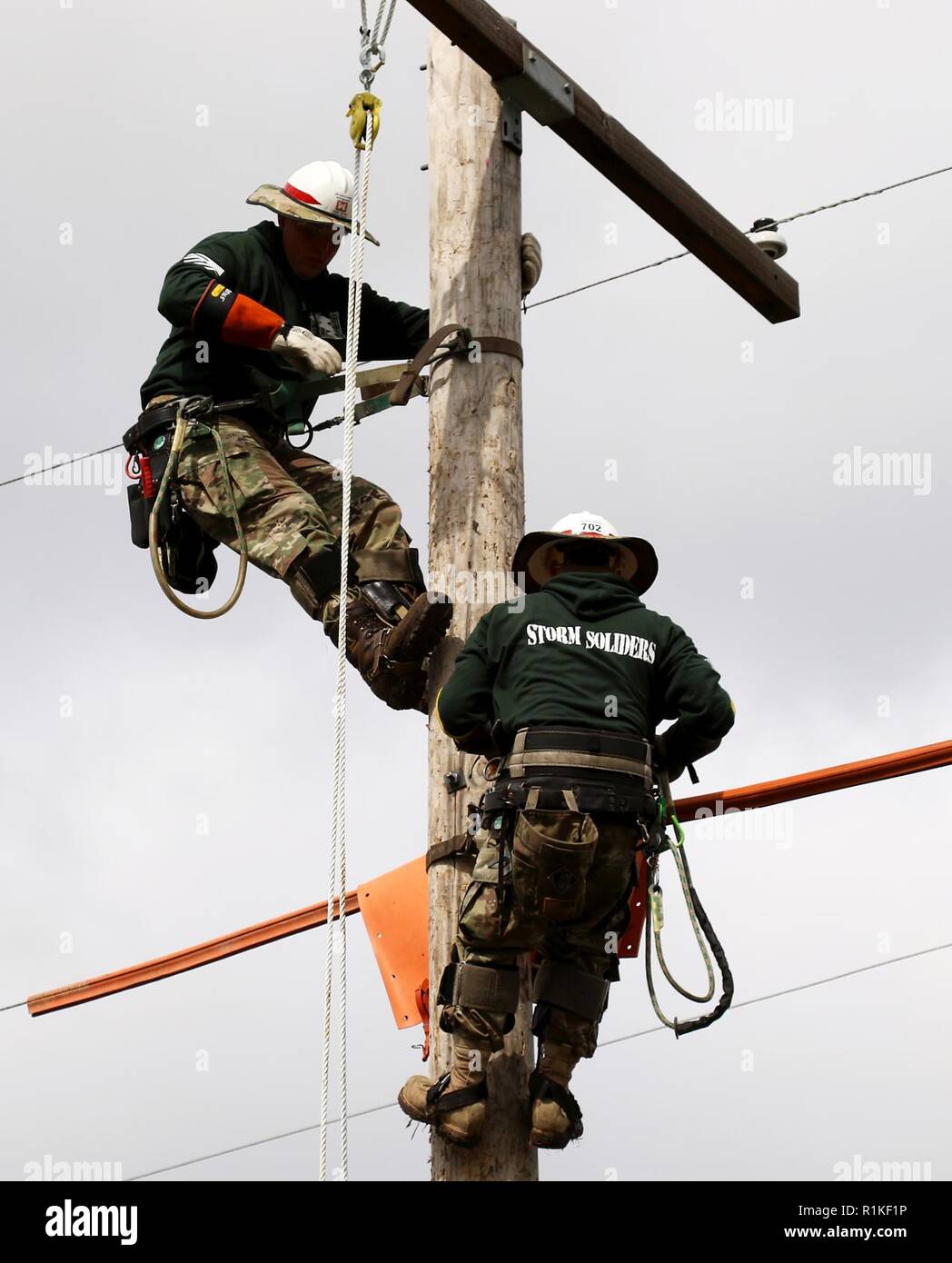 International linemans rodeo hi-res stock photography and images - Alamy