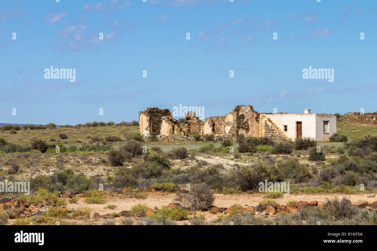 The Karoo, a arid semi desert area in South Africa Stock Photo - Alamy