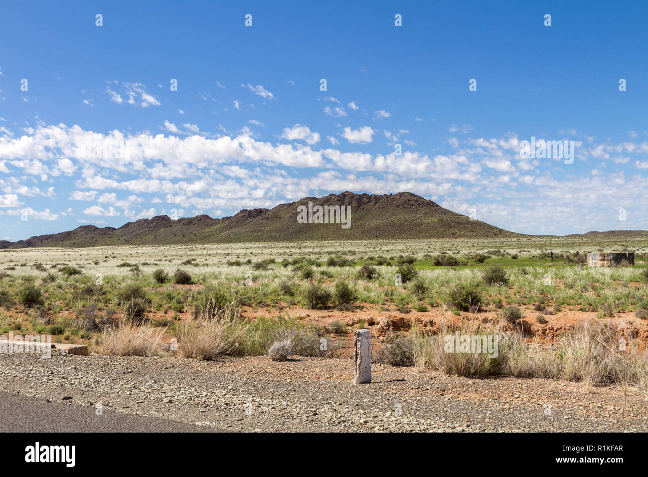 The Karoo, a arid semi desert area in South Africa Stock Photo - Alamy