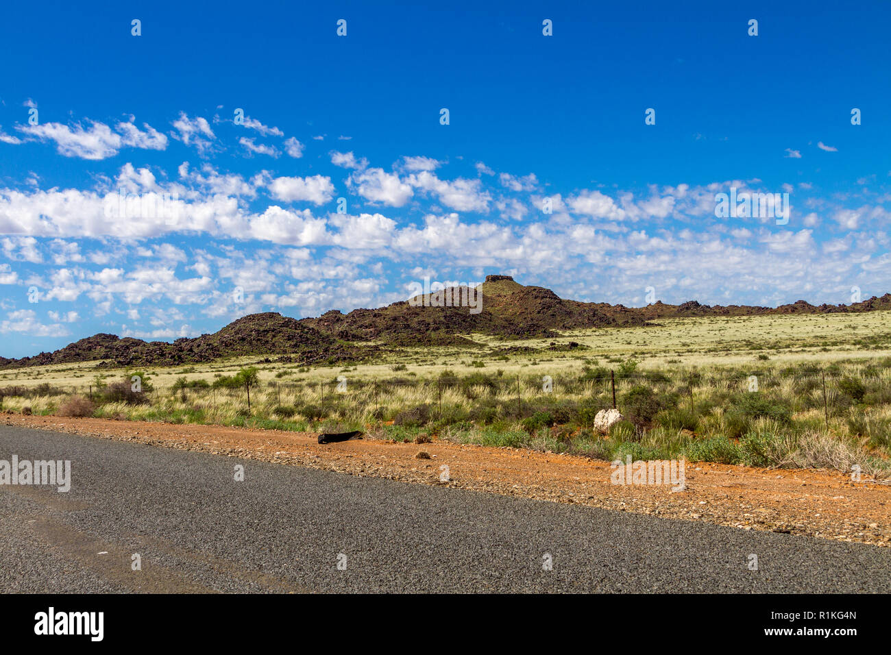 The Karoo, a arid semi desert area in South Africa Stock Photo - Alamy