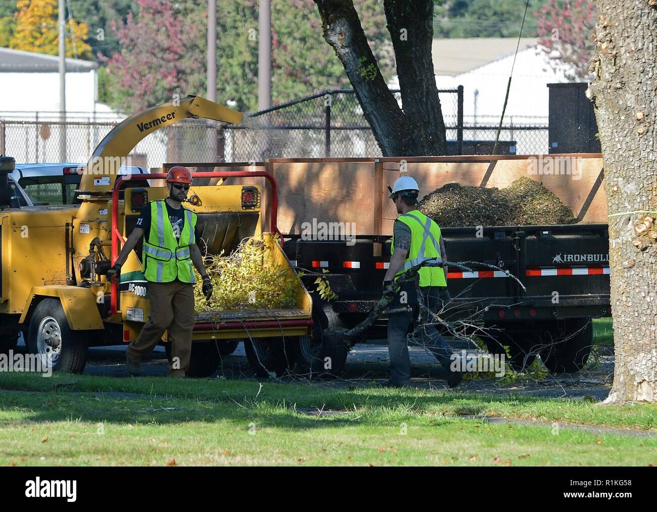 Jblm directorate of public works hi-res stock photography and images ...