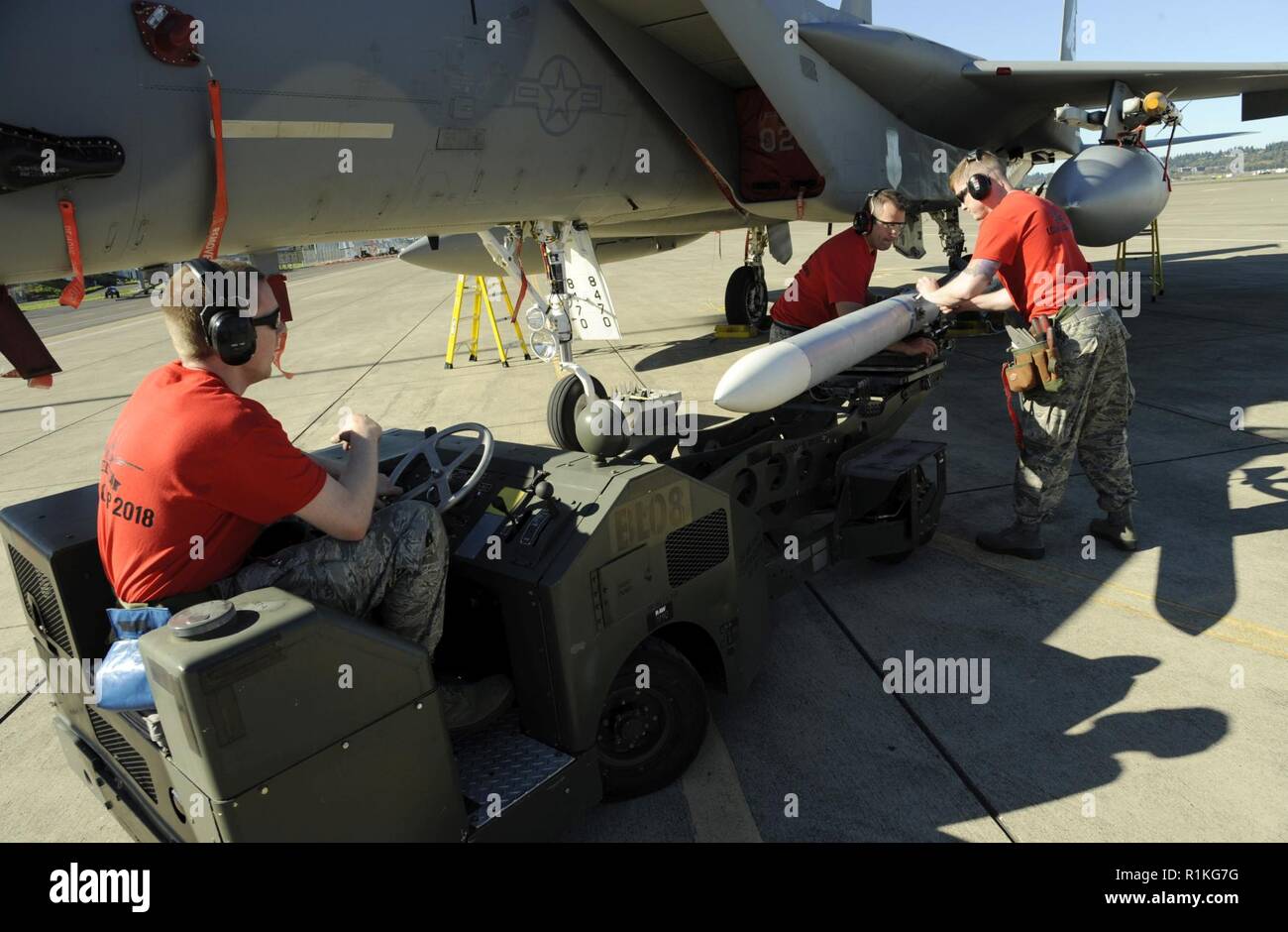 142nd aircraft maintenance squadron hi-res stock photography and images ...