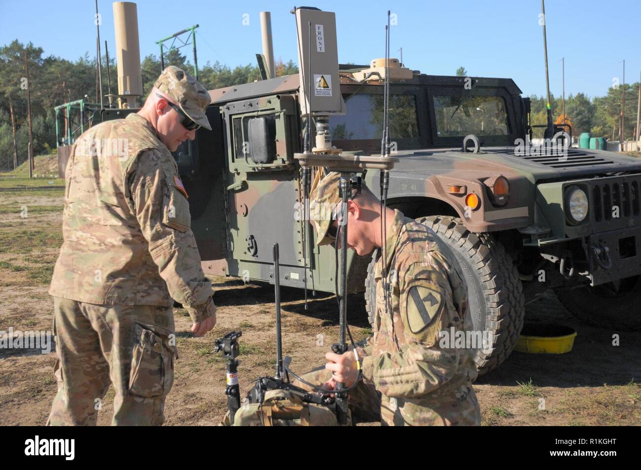 U.S. Army Staff Sgt. Christopher Morvant and U.S. Army Staff Sgt ...