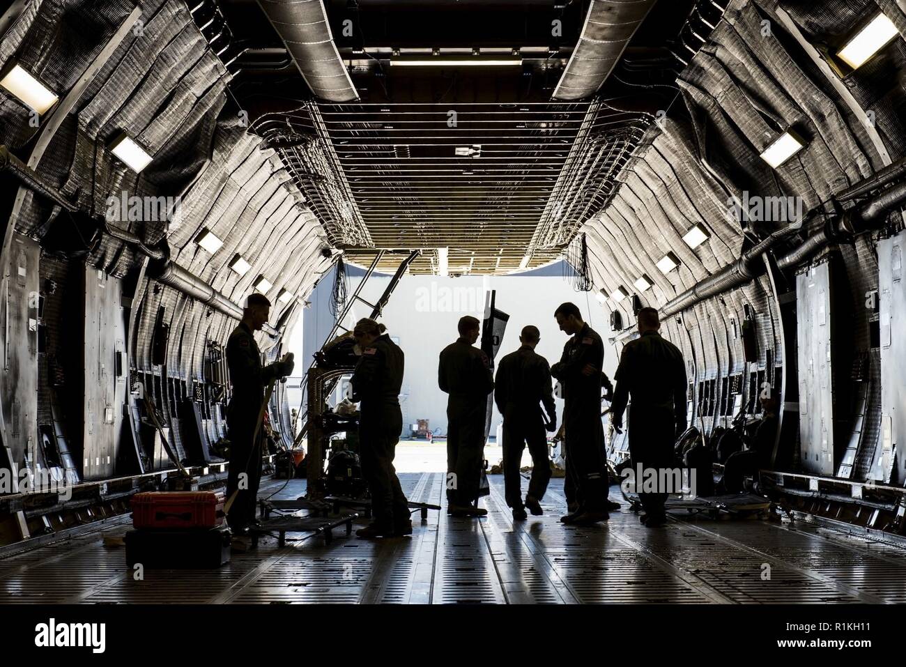 142nd aes hi-res stock photography and images - Alamy