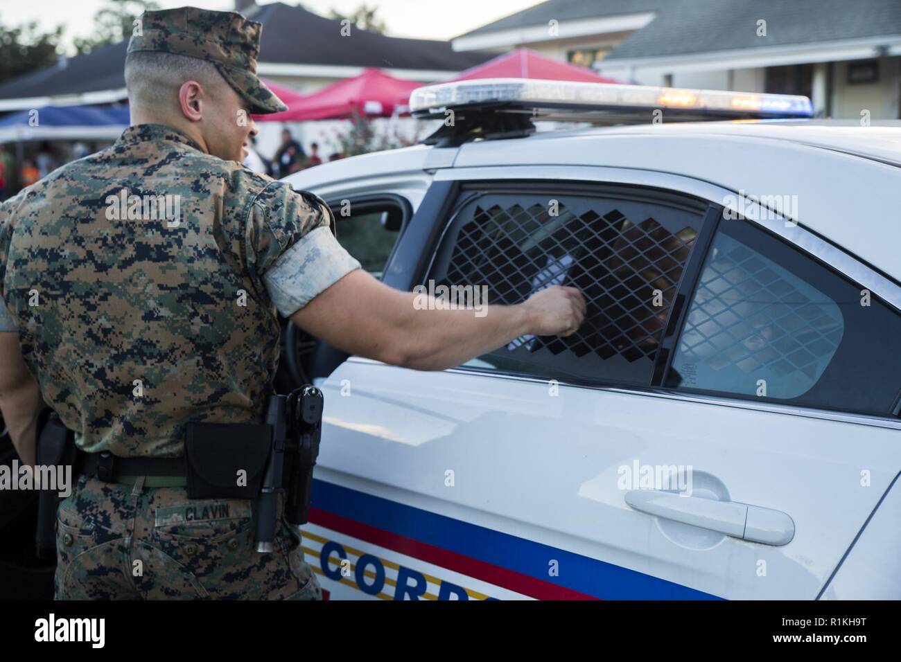 Nopd officer hi-res stock photography and images - Alamy