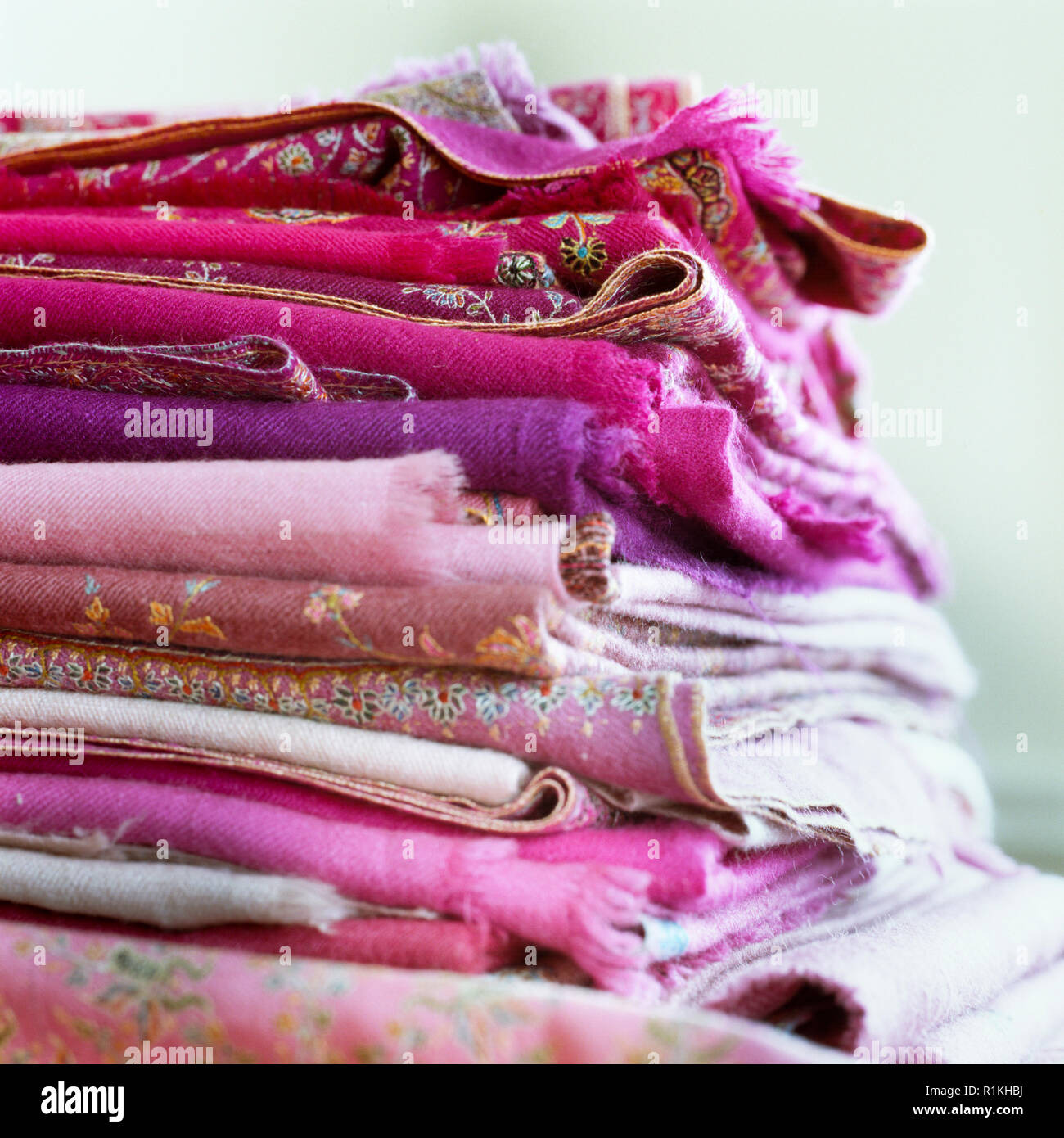 Pashmina fabric hi-res stock photography and images - Alamy