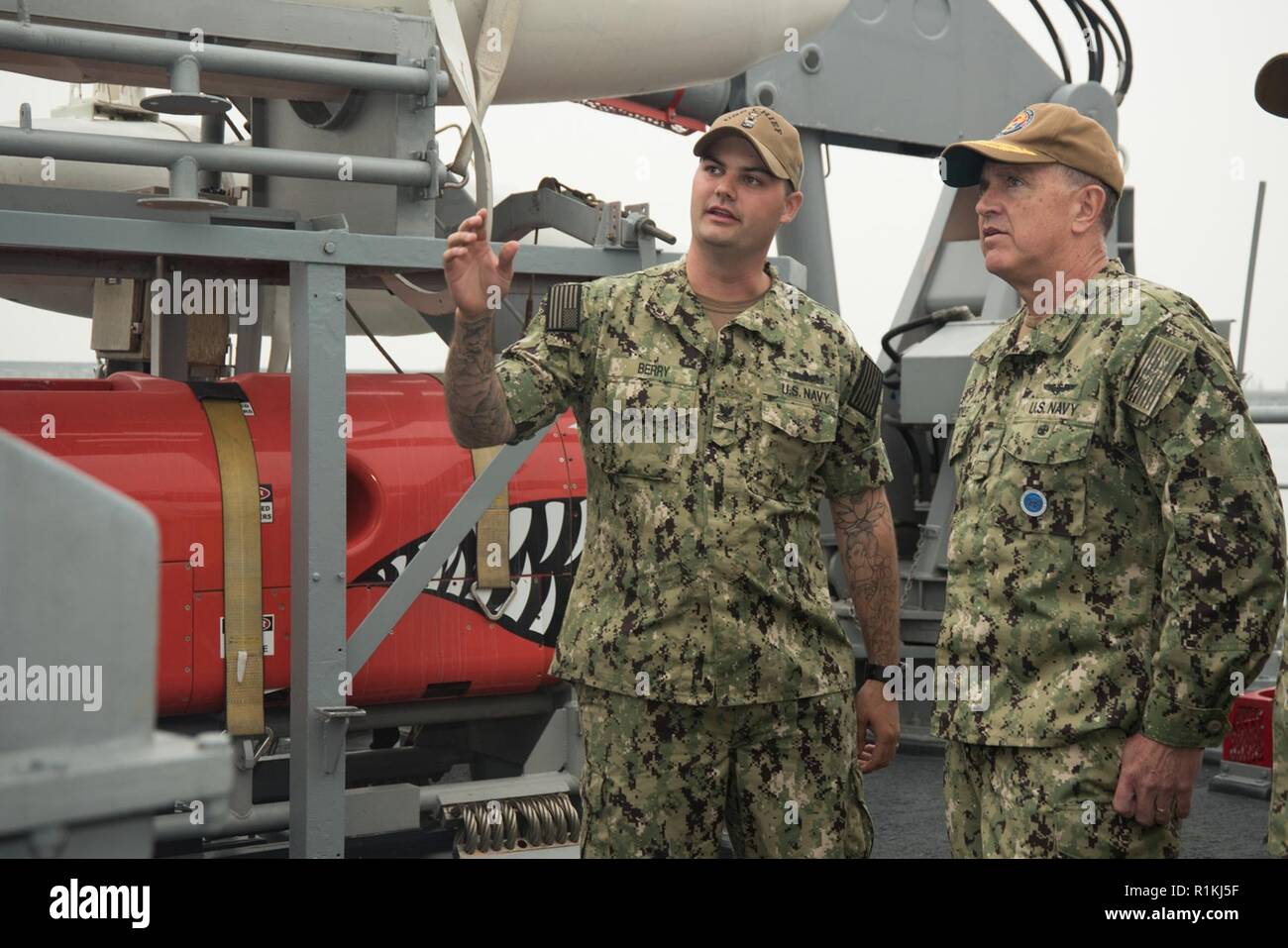 BUSAN, Republic of Korea (October 16, 2018) Mineman 2nd Class Winston ...